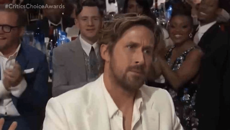 CRITICS CHOICE AWARDS 2024: RYAN GOSLING SE HACE VIRAL AL SORPRENDERSE ... CRITICS CHOICE AWARDS 2024: RYAN GOSLING SE HACE VIRAL AL SORPRENDERSE ...